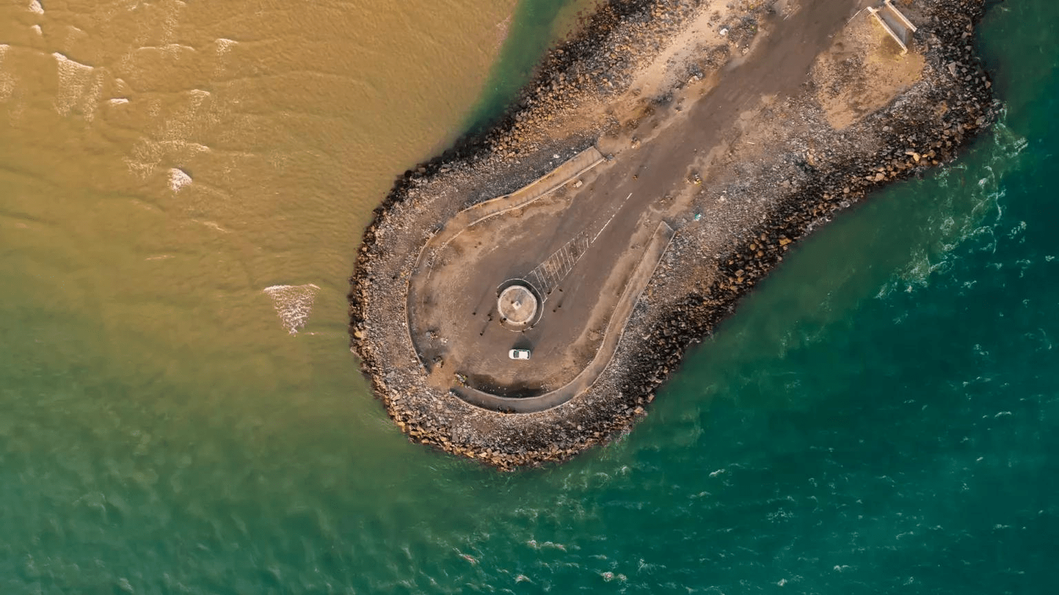 24 Hours in Tamil Nadu | Places To Visit in Dhanushkodi Beach | Travel ...