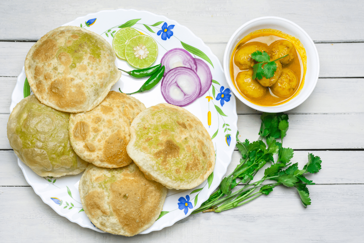 6 Best Winter Foods To Try in Kolkata | Travel and Food Network