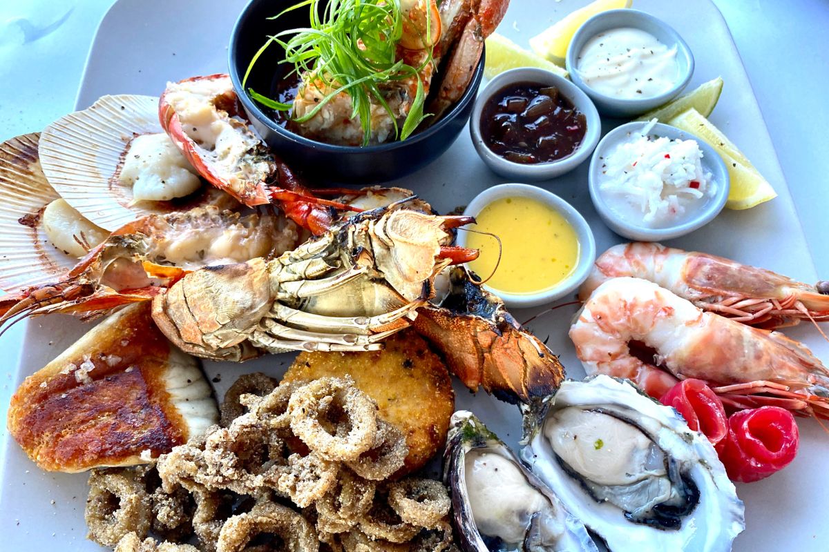 What To Eat In Australia : 17 Most Popular Local Dishes - Travel and ...