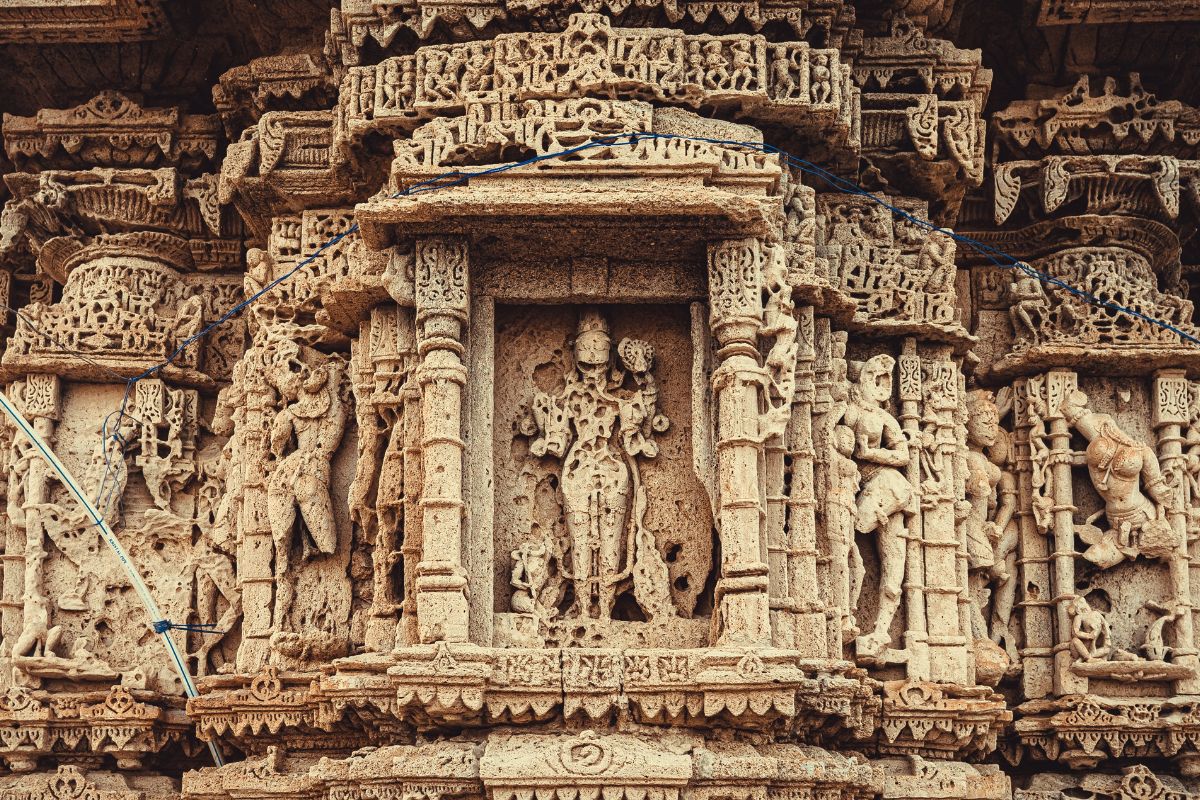 Spiritual Tourism: 4 Must-Visit Temples In Dwarka, Gujarat - Travel and ...