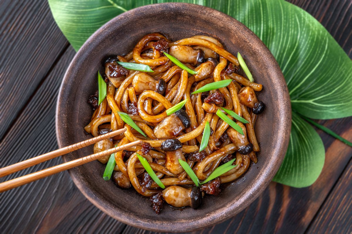 What To Eat in Japan: 14 Must-Try Traditional Dishes - Travel and Food ...