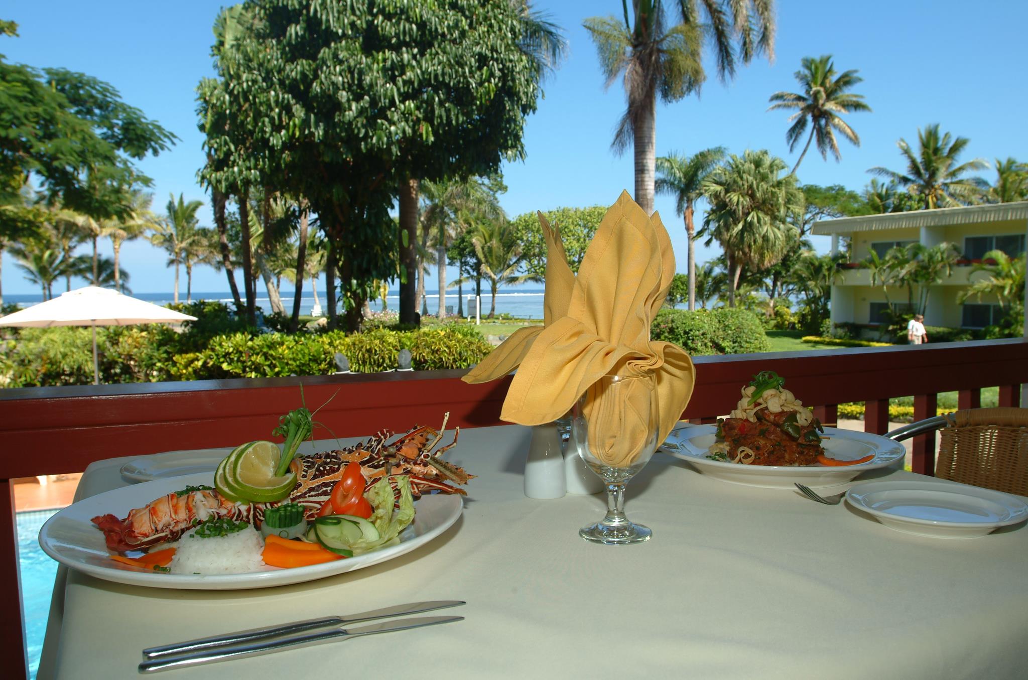Dining with a View: 4 Best Beachside Cafés in Fiji - Travel and Food ...